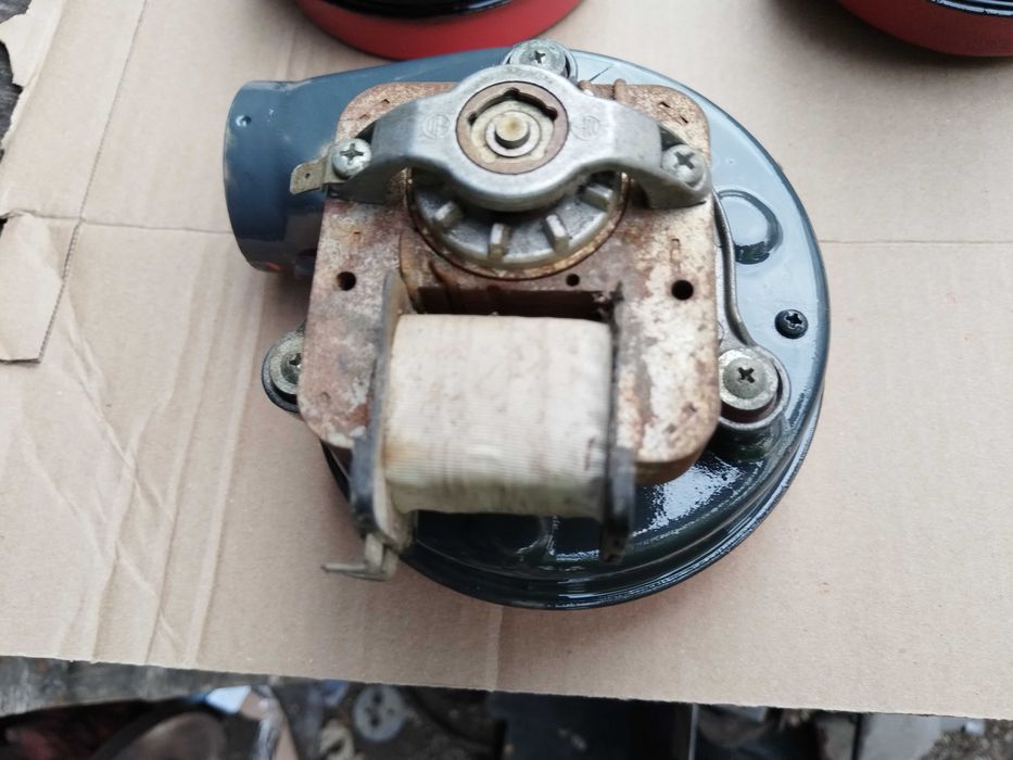 Suflanta aer ventilator centrala termica pe gaze Budeasa • OLX.ro