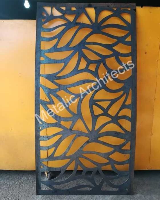 Gard din tabla traforata/decupata panou Brasov • OLX.ro