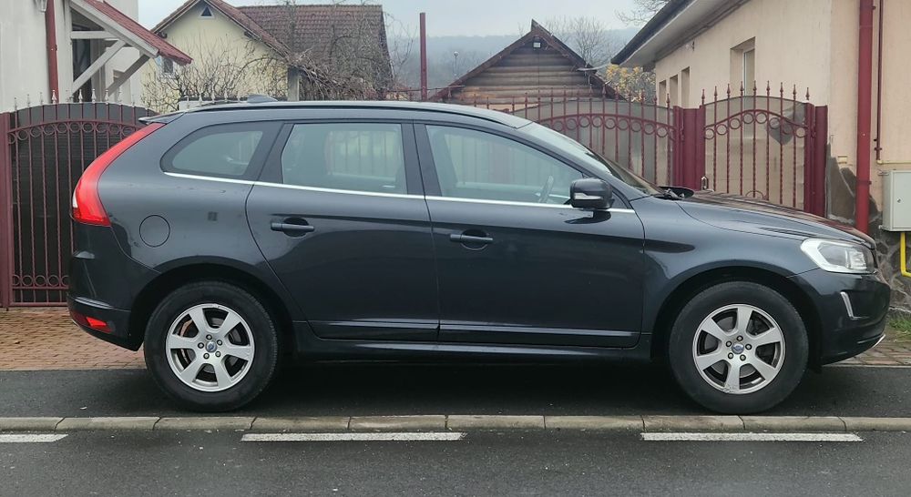 Volvo XC60 manual Targu-Mures • OLX.ro