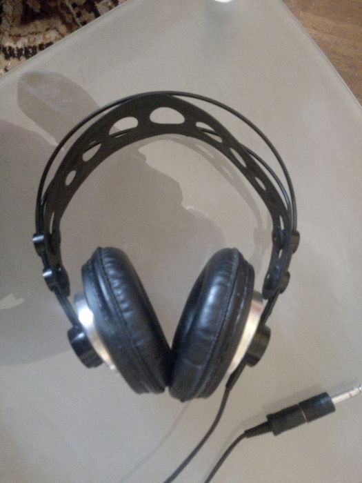 Boxe SUMMIT XP-150 + căști de studio AKG K240 Brasov • OLX.ro