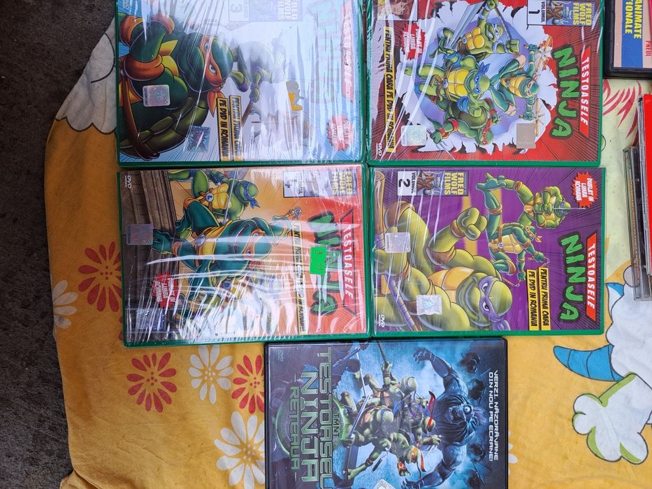 Colecții dvd-uri desene animate, Tom și Jerry, Looney , Ștrumfii, Kemy ...