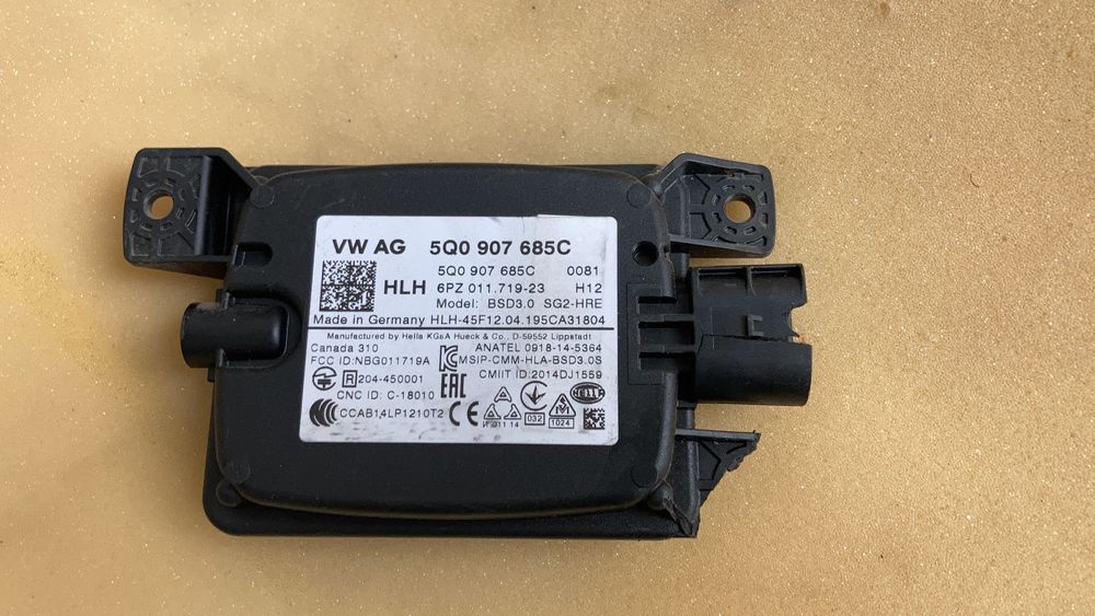 Radar avertizare unghi mort VW 5Q0907685C Blind Spot golf 7 Octavia 3 ...