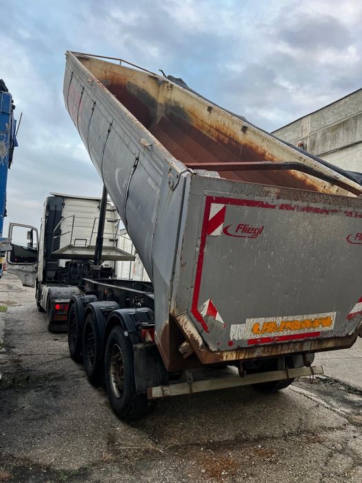 Vand semiremorca basculabila Arad • OLX.ro