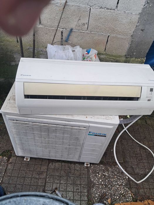 Продавам климатик DAIKIN 12- ка за части гр. Пловдив Беломорски • OLX.bg