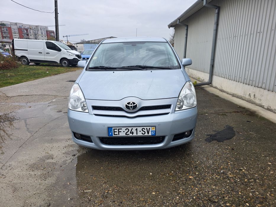 Toyota corola verso 7 locuri Timisoara • OLX.ro