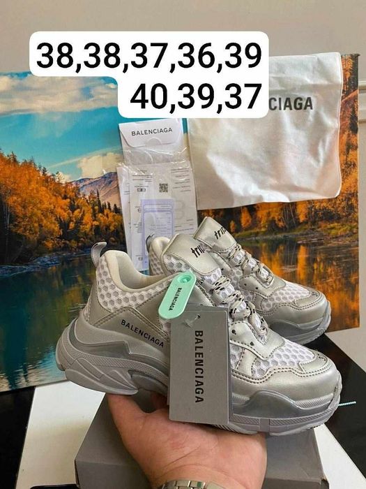 Adidași Balenciaga alb roz gri mov Iasi • OLX.ro