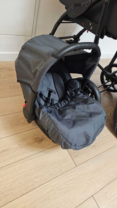 Carucior Krausman 3 in 1 Ramnicu Valcea • OLX.ro