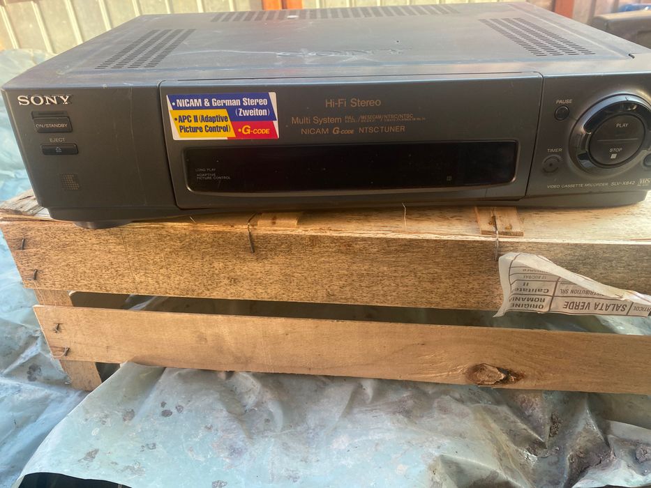 Sony SLV-X842 multi system Hi Fi Stereo VCR PAL NTSC MESECAM Bucuresti Sectorul 3 • OLX.ro