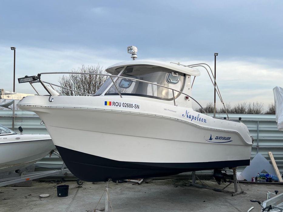 Barca QUICKSILVER 580, motor Mercury 100 CP , 2008 Murighiol • OLX.ro