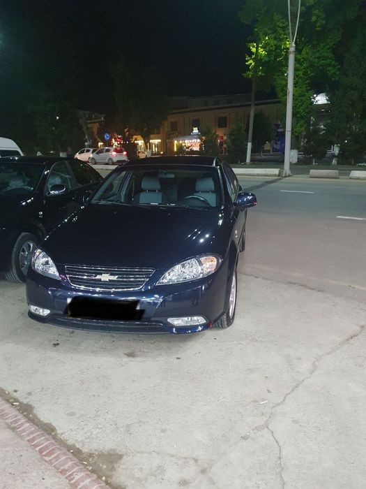 Gentira sotiladi 13600$: 13 600 у.е. - Chevrolet Янгиюль на Olx