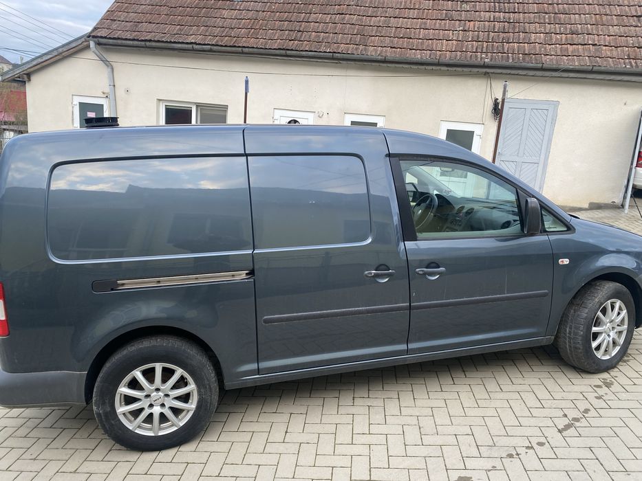 Volkswagen Caddy Max Santana de Mures • OLX.ro
