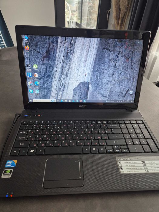 Лаптоп Acer Aspire 5742G, Intel Core i3-380M (2.53GHz), 750 GB HDD гр ...