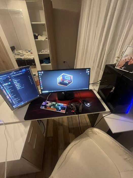 Vand setup gaming Clinceni • OLX.ro
