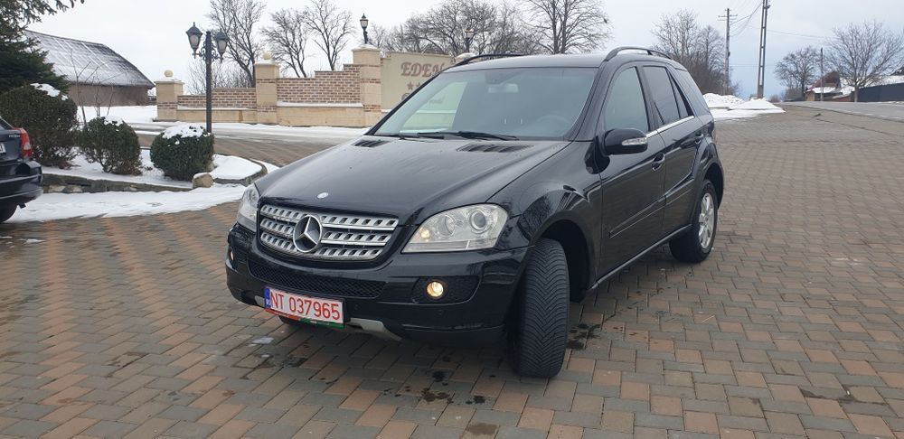 Mercedes ML an 2007 Targu Neamt • OLX.ro