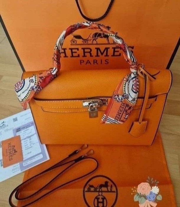 Set dama model Kelly Orange Medium+esarfa,saculet, etichetă incluse ...