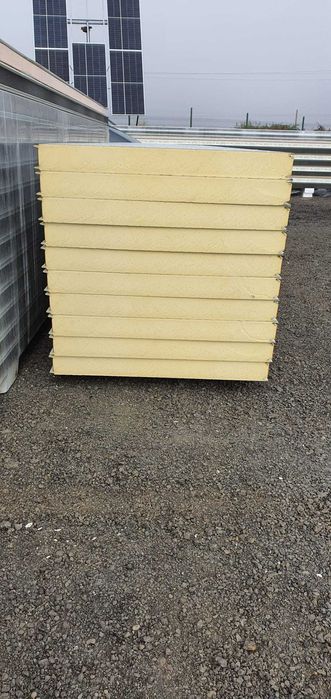 Depozit panou sandwich noi tip PIR PUR Vata minerala Pecica • OLX.ro