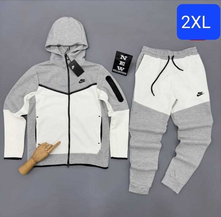 Trening Nike tech ultimele mărimi Bistrita • OLX.ro