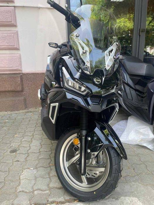 Scuter cu ABS si TCS ! SYM ADX 125 cc, - PermisB , Rate ! Iasi • OLX.ro