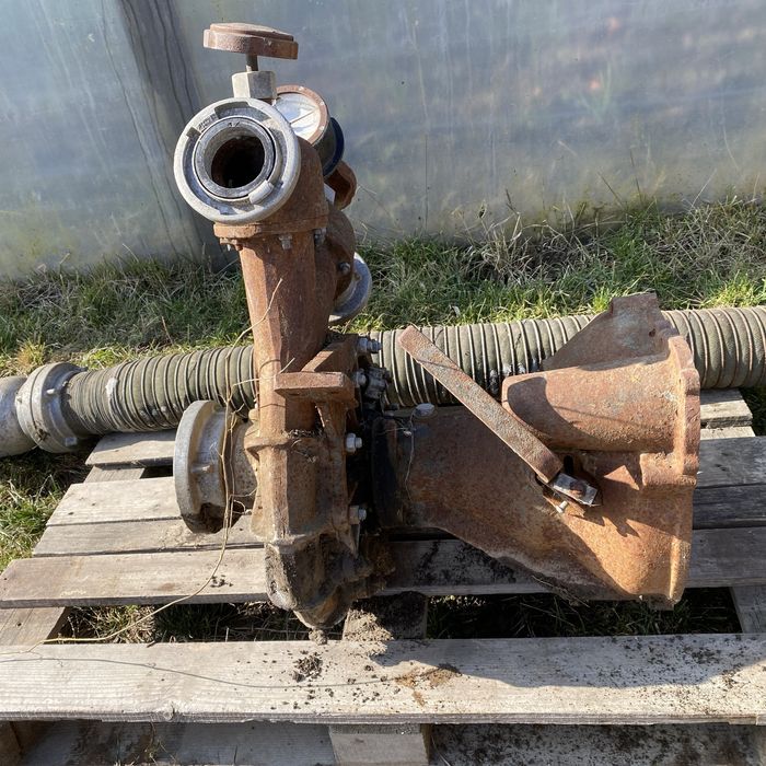 Pompa irigat de capacitate mare Codresti • OLX.ro