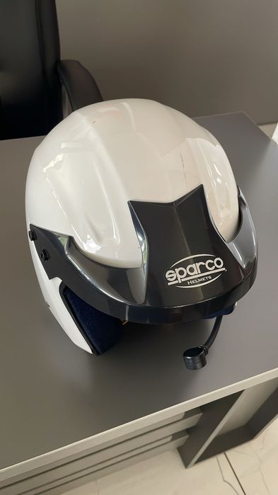 Състезателна каска sparco с. Антимово • OLX.bg