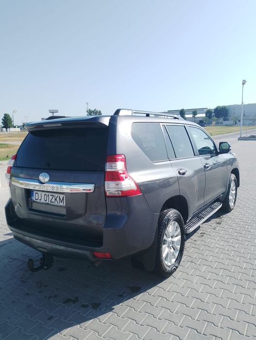 Vand Toyota Land Cruiser Craiova • OLX.ro