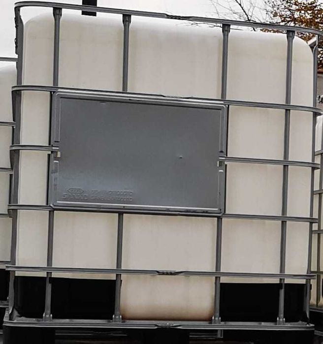 Rezervoare IBC ( recipient cub, bazin, bidon) Lipova • OLX.ro