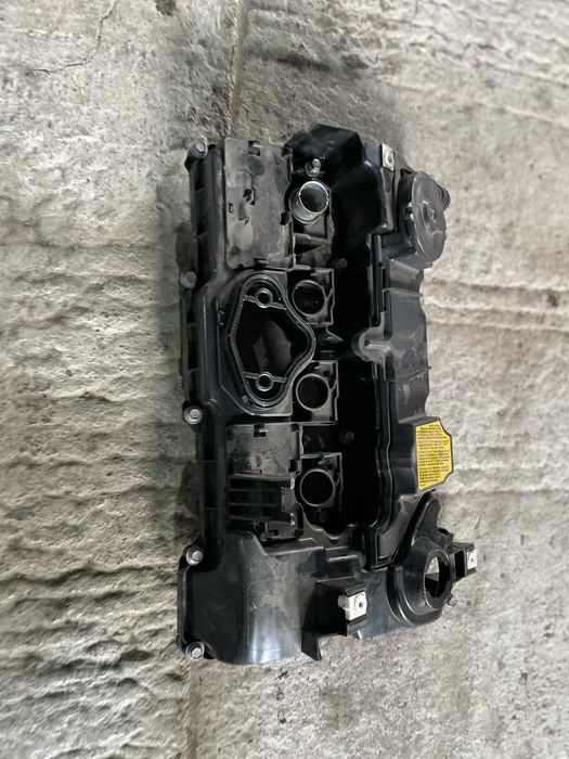 Капак клапани BMW E81 / E82 / E87 / E90 / E91 / E92 гр. Божурище • OLX.bg