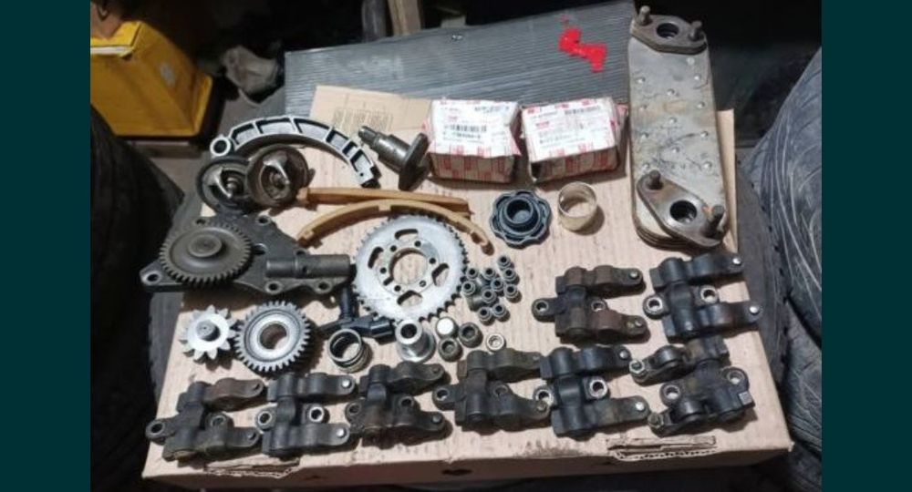 Piese din motor isuzu: npr , nkr , Dmax; excavator, kubota,takeuchi ...