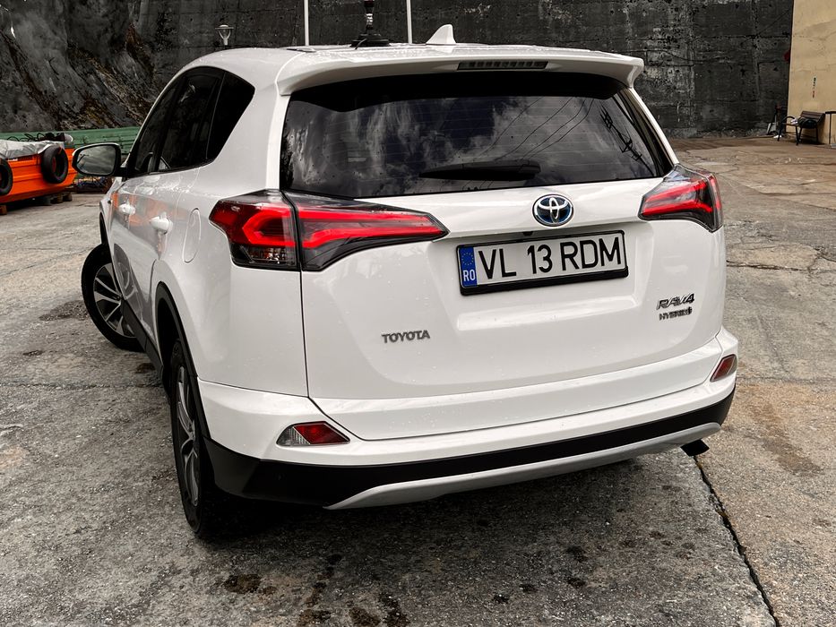 Toyota Rav 4 2.5 Hybrid Voineasa • OLX.ro