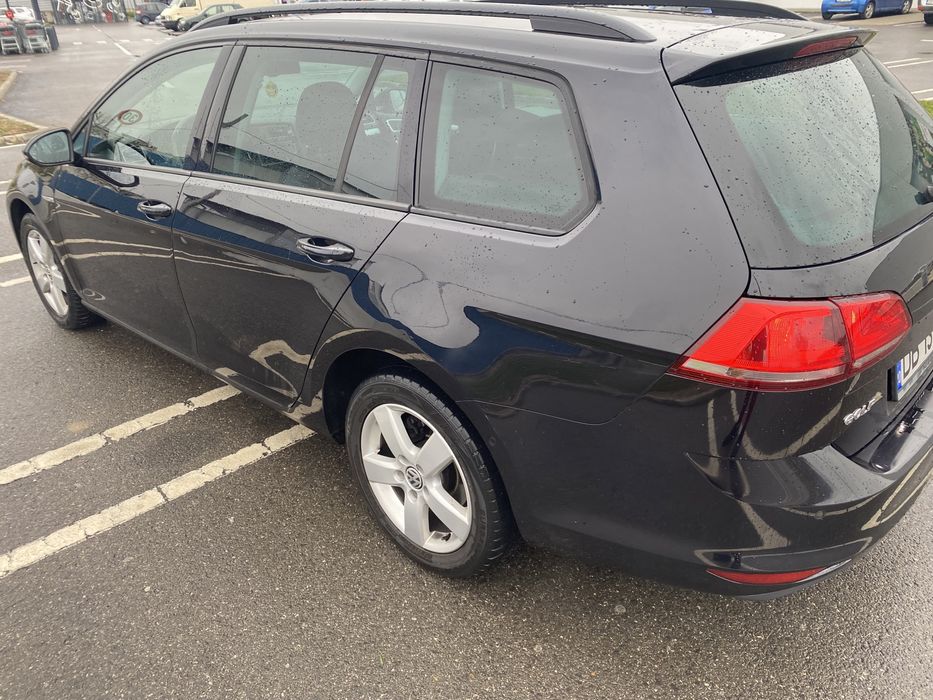 Vand VW Golf 7 Break Euro 6 Ghirdoveni • OLX.ro
