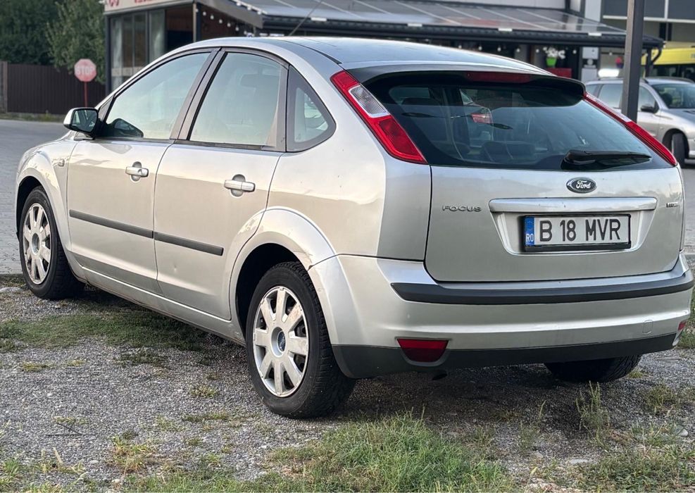 Vand Ford Focus 1.8 tdci Ploiesti • OLX.ro
