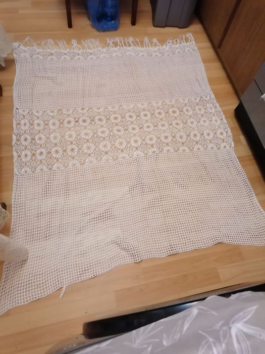 Perdea macrame lucrata manual si fata de masa Ploiesti • OLX.ro