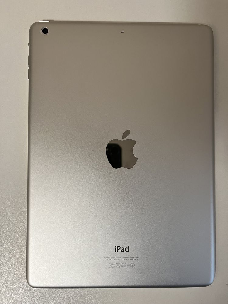 Apple iPad Air, 16GB, Wi-Fi, Silver Bucuresti Sectorul 1 • OLX.ro