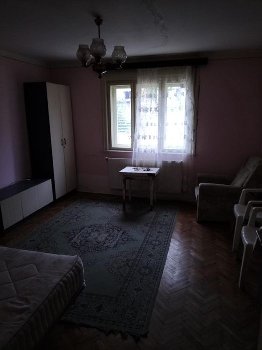 Dau chirie casa in Oradea, zona Cantemir, 400€(euro) Oradea • OLX.ro