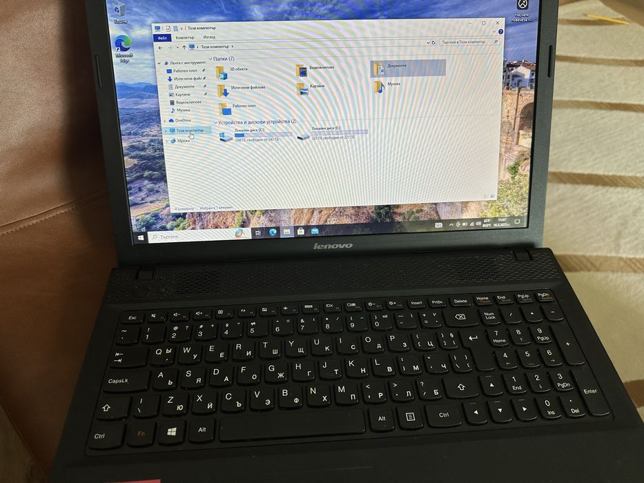 Продавам лаптоп Lenovo g505 гр. Бургас Възраждане • OLX.bg