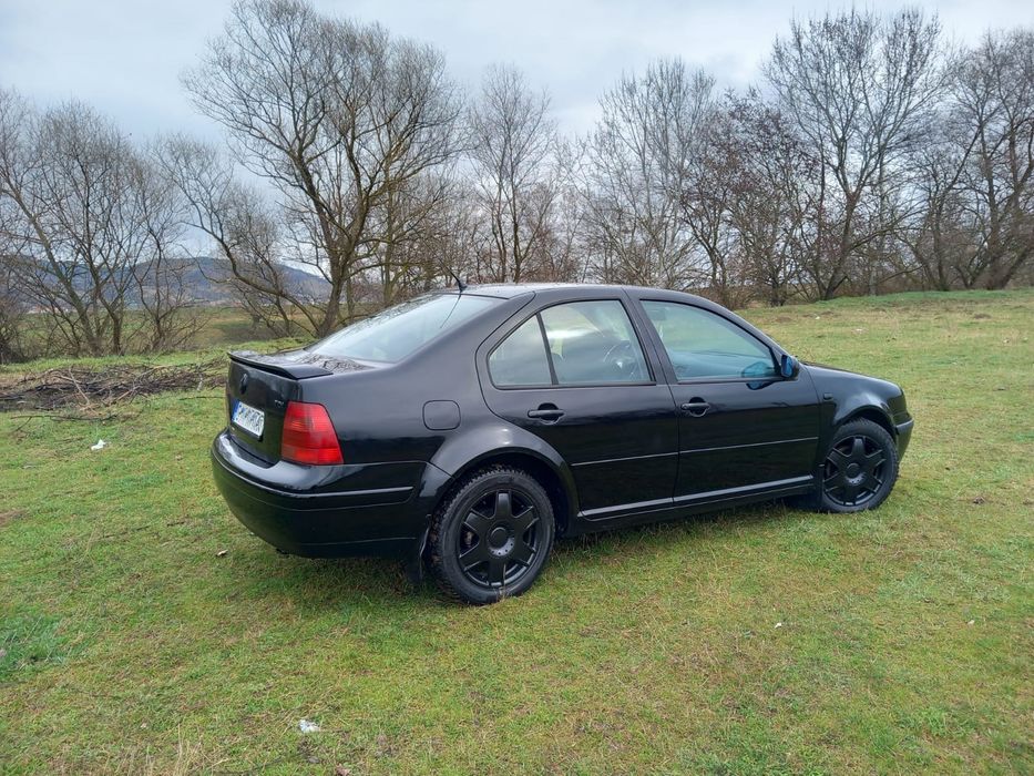 Parc auto- Volkswagen Bora 1.9 Diesel 6 trepte - Acceptăm plata aut ...