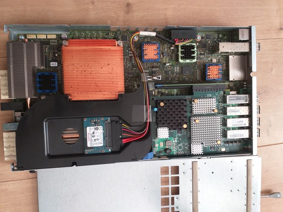 HP 683246-001 3Par StoreServ 7400 Controller QR483-63001 16GB B1 Brasov ...