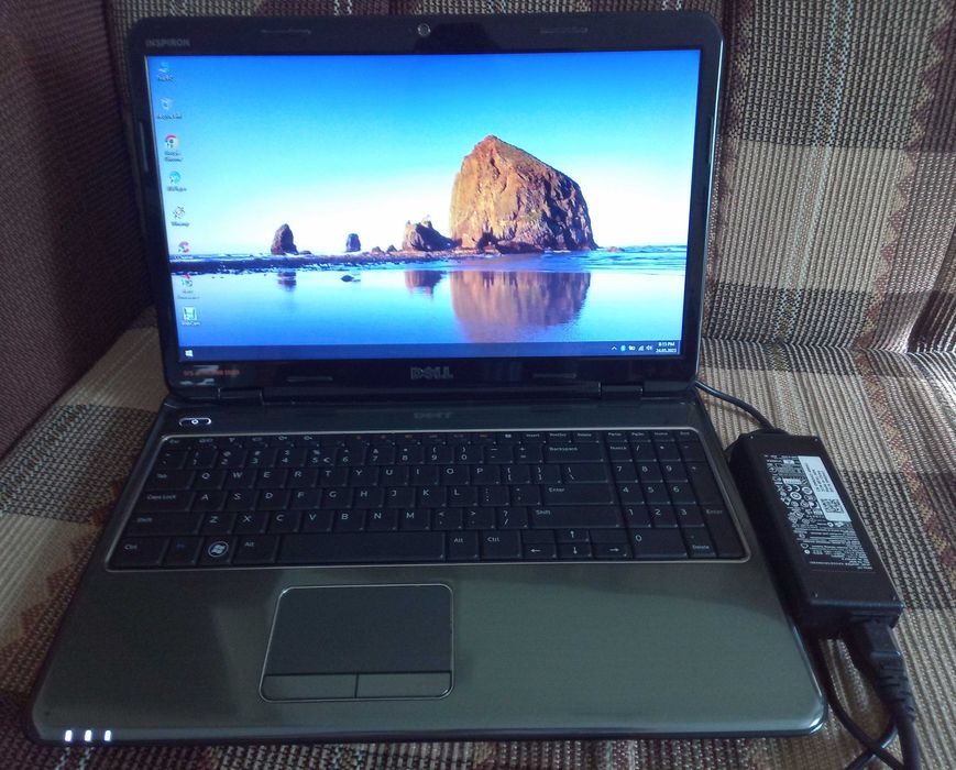 Vand laptop Dell-DEFECT Deva • OLX.ro