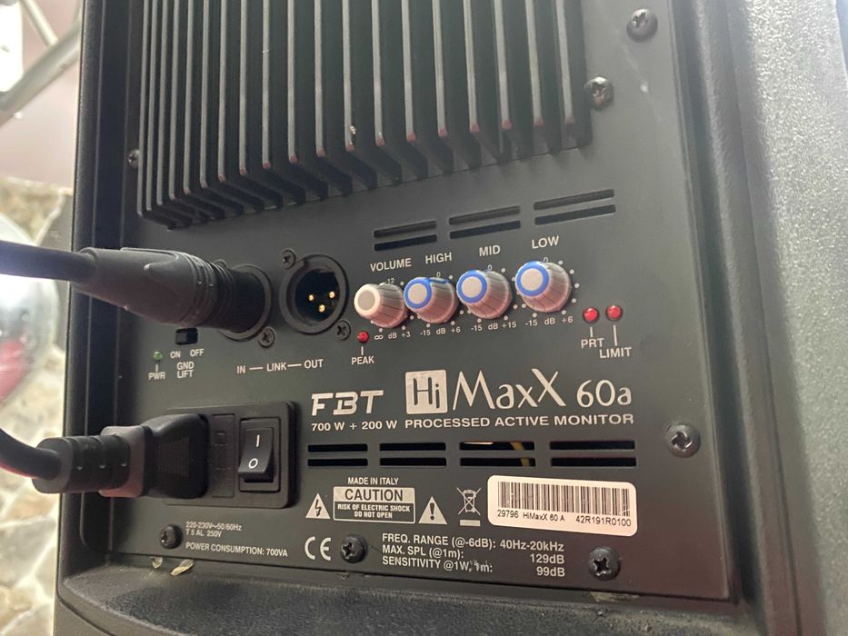 Doua boxe active - FBT Himaxx 60A . 11000 Lei/setul de doua . Negresti ...