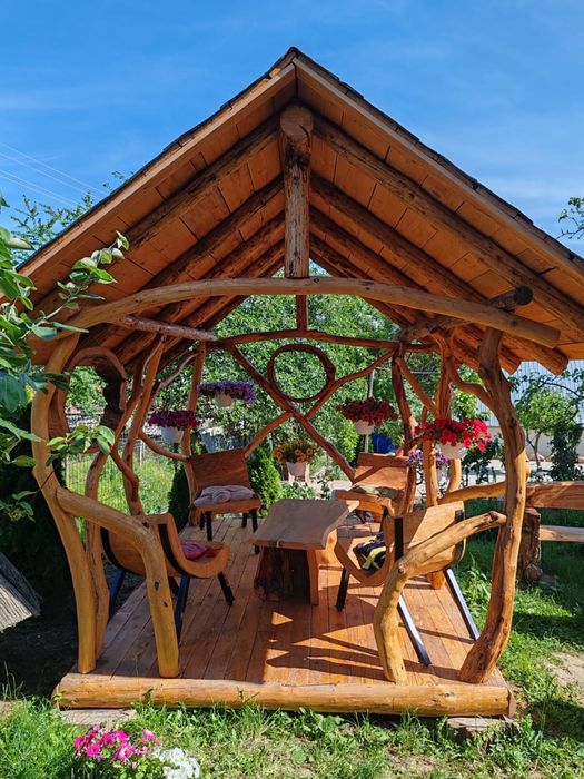 Foisor rustic din lemn masiv Faraoani • OLX.ro