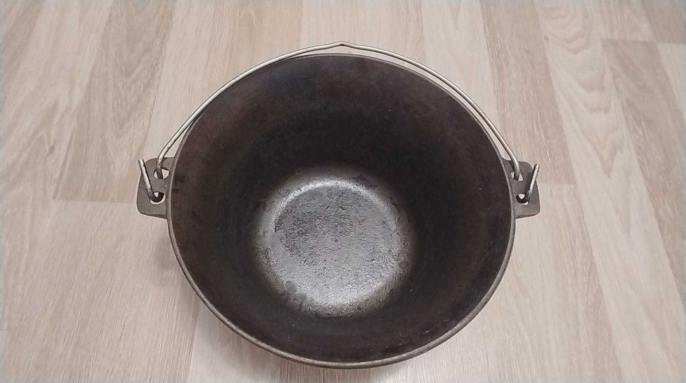 Tuci fontă cu mâner din inox, fără capac, 7 litri Bucuresti Sectorul 4 ...