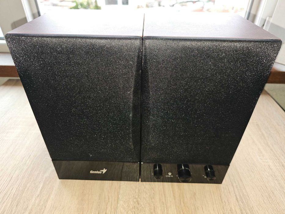 Boxe 2.0 Genius SP-HF 1250B, 40W RMS, Cherry Wood Constanta • OLX.ro