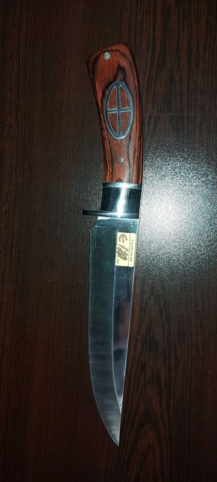 ПРОМОЦИЯ Нож с оригинален калъф гр. Русе Алеи Възраждане • OLX.bg