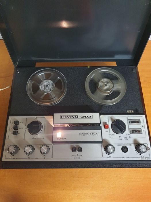 Magnetofon rusesc majak Bucuresti Sectorul 3 • OLX.ro