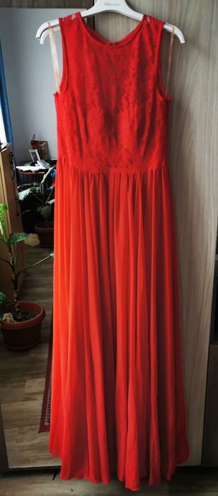 Vând rochii mărime S și 42 Bistrita • OLX.ro