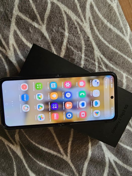Samsung Z flip 3 гр. Етрополе • OLX.bg