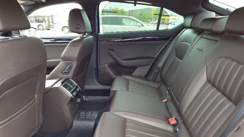 Skoda Superb (model 2019), 2.0 TDI, DSG, 150 CP, L&K, negru Cluj-Napoca • OLX.ro