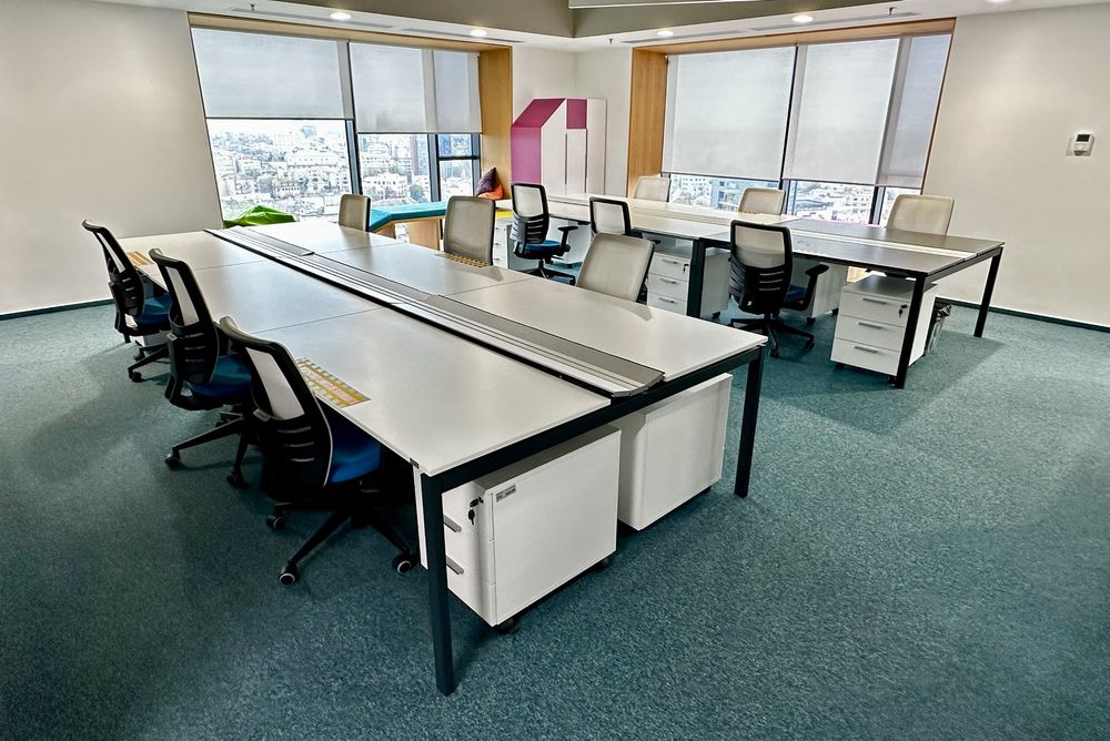 Mese birou + scaune operationale Bucuresti Sectorul 4 • OLX.ro