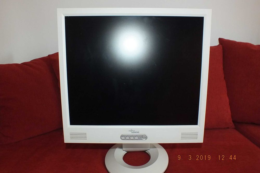 Monitor Fujitsu Siemens P19-1, 19 inch, TFT LCD, Targu-Mures • OLX.ro