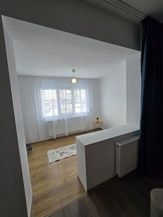 Garsoniera în micro 40 în spate la mall shopping city. Galati • OLX.ro